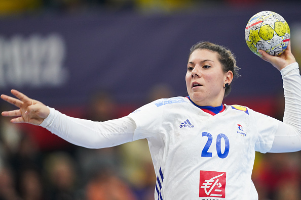 Handball, Joyeux anniversaire Laura Flippes
